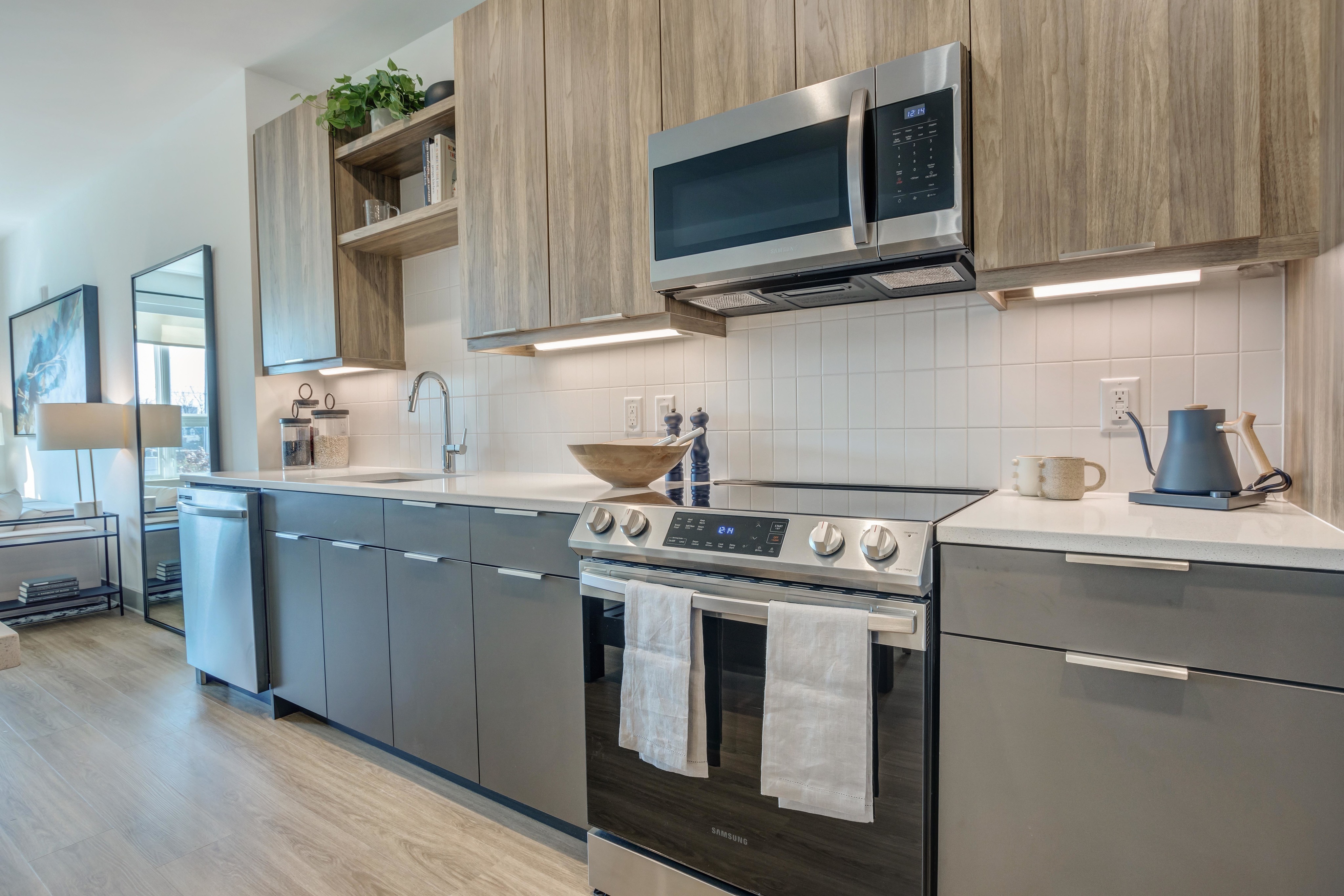 Enviable Amenities: Downtown Modera Woodbridge Apartments