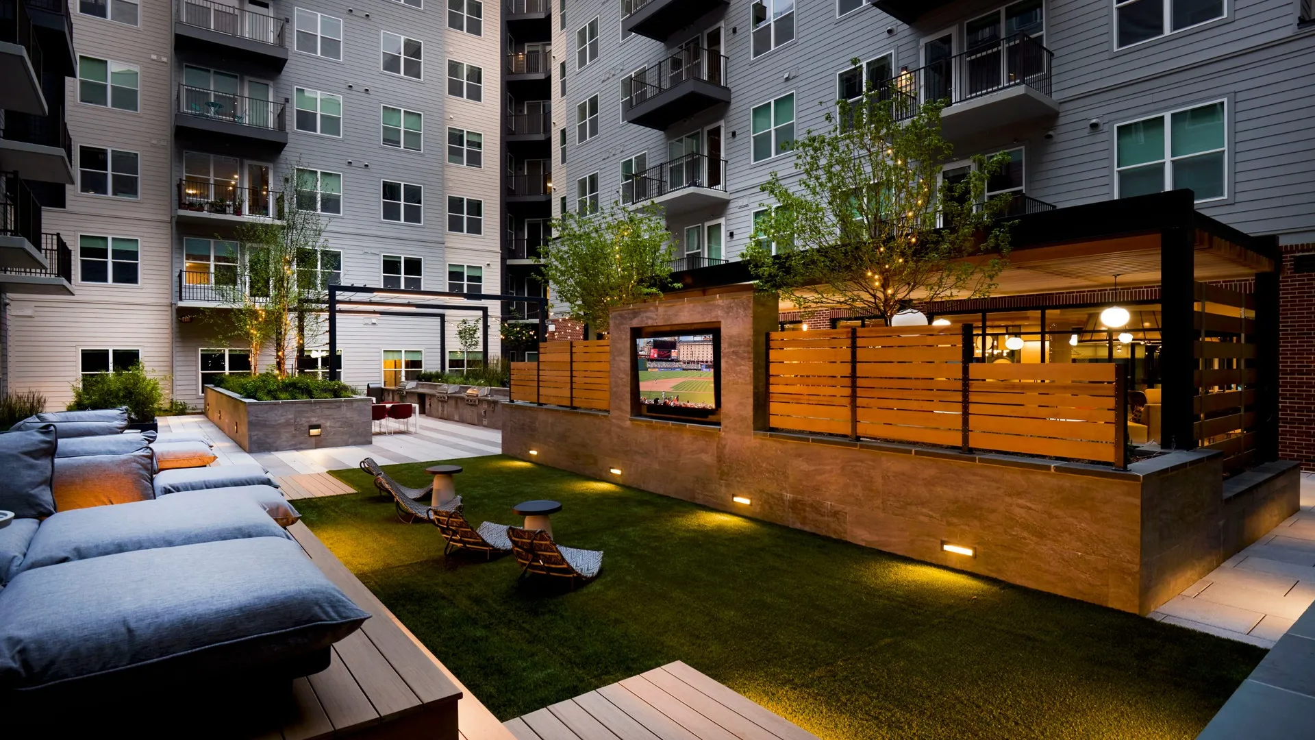 Modera Clarendon Arlington Apartments | Official Site