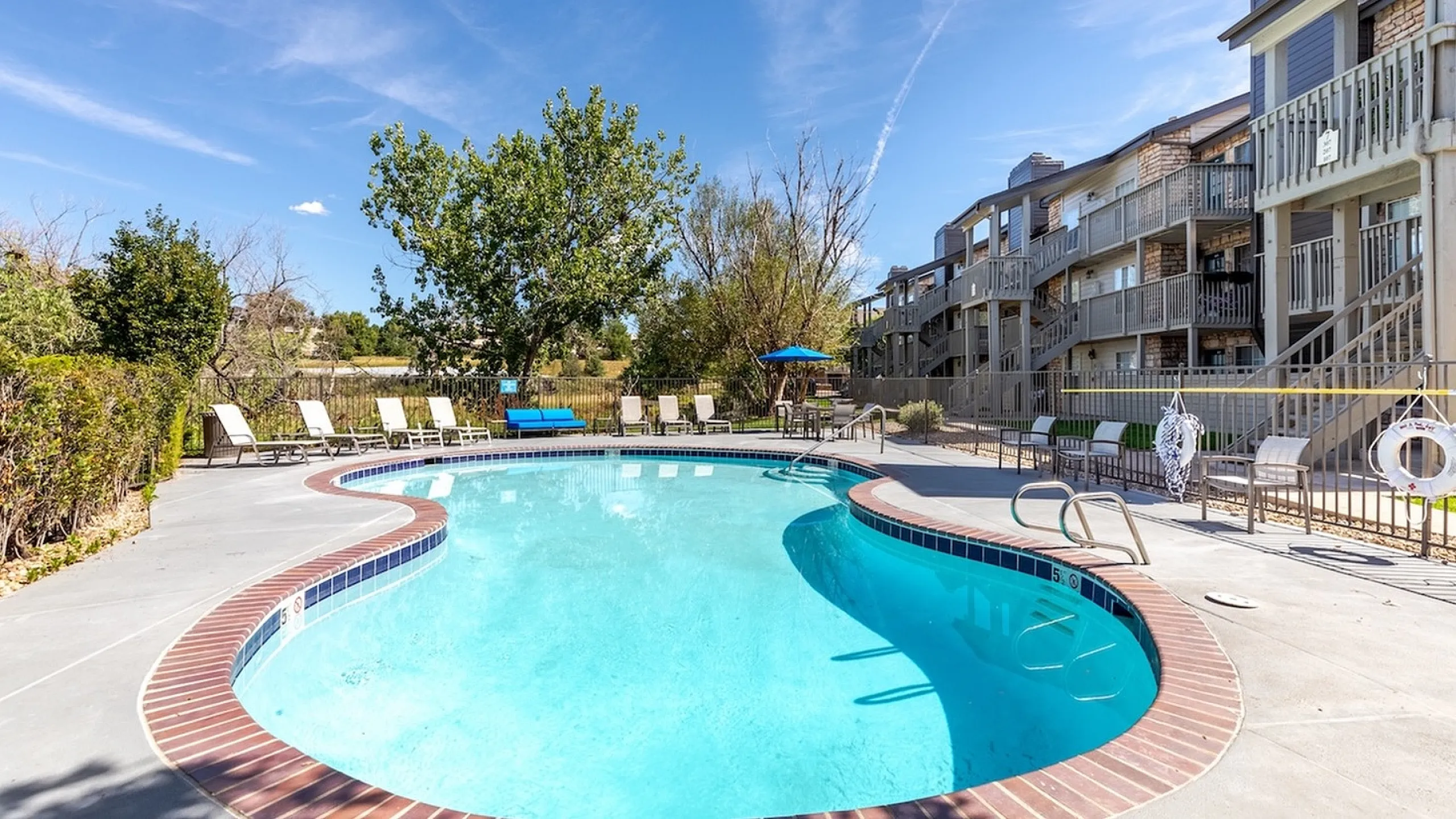 Apartments in Aurora, CO | Silverbrook | Home Page