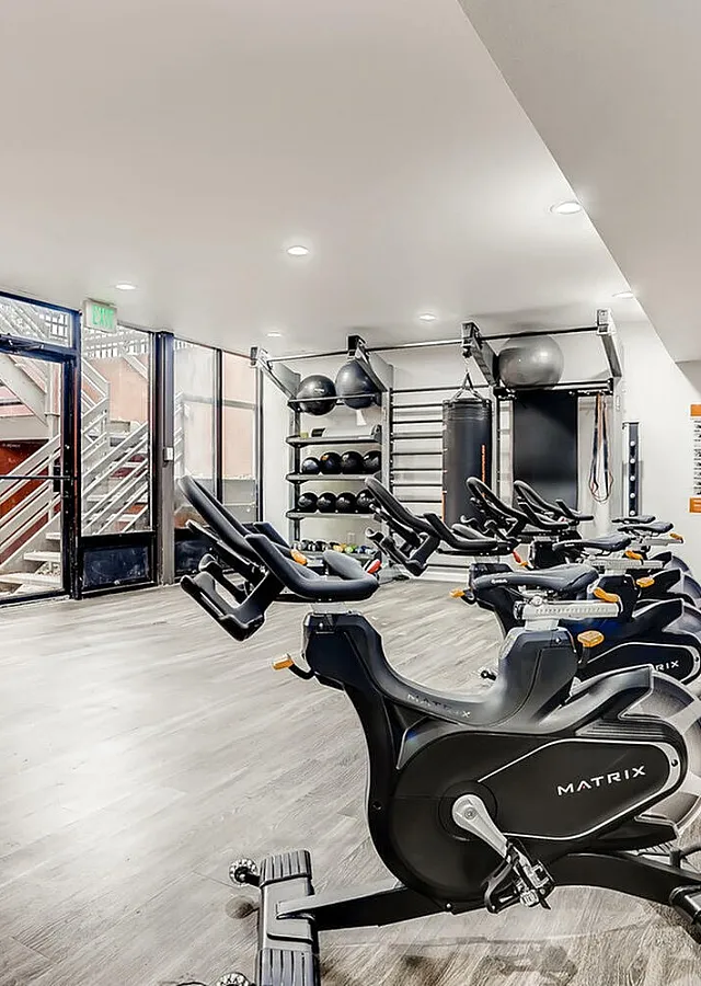 Apartments in Aurora, CO | Silverbrook | Home Page