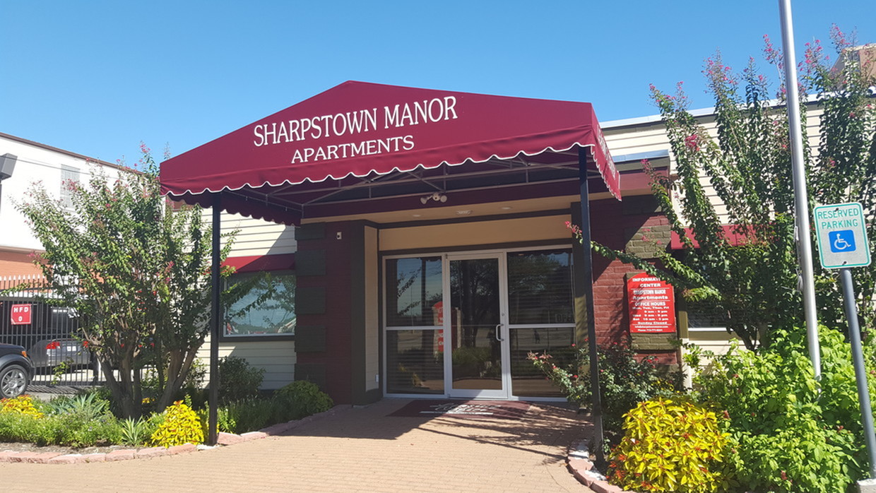Sharpstown Manor Apartments: Affordable Comfort in Houston