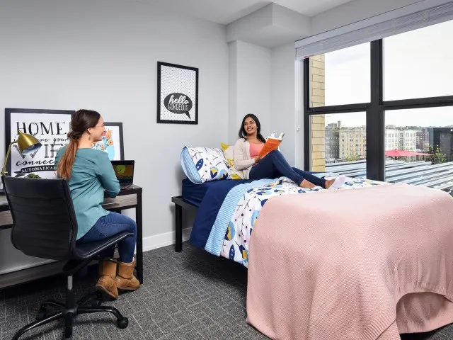 View Photos & Take A Virtual Tour | One On Centre