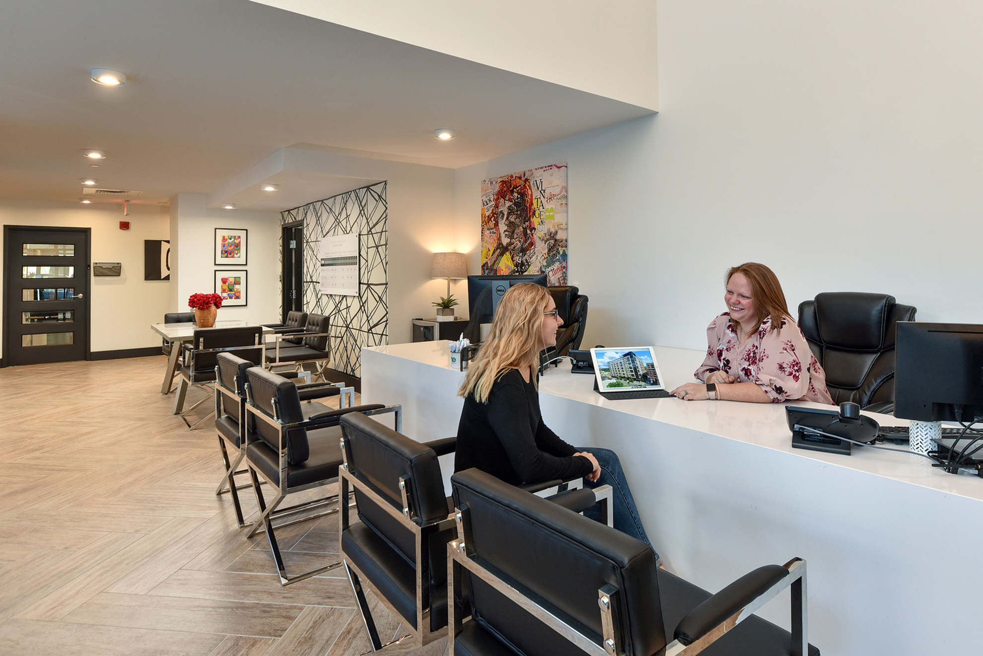 View Photos & Take A Virtual Tour | One On Centre