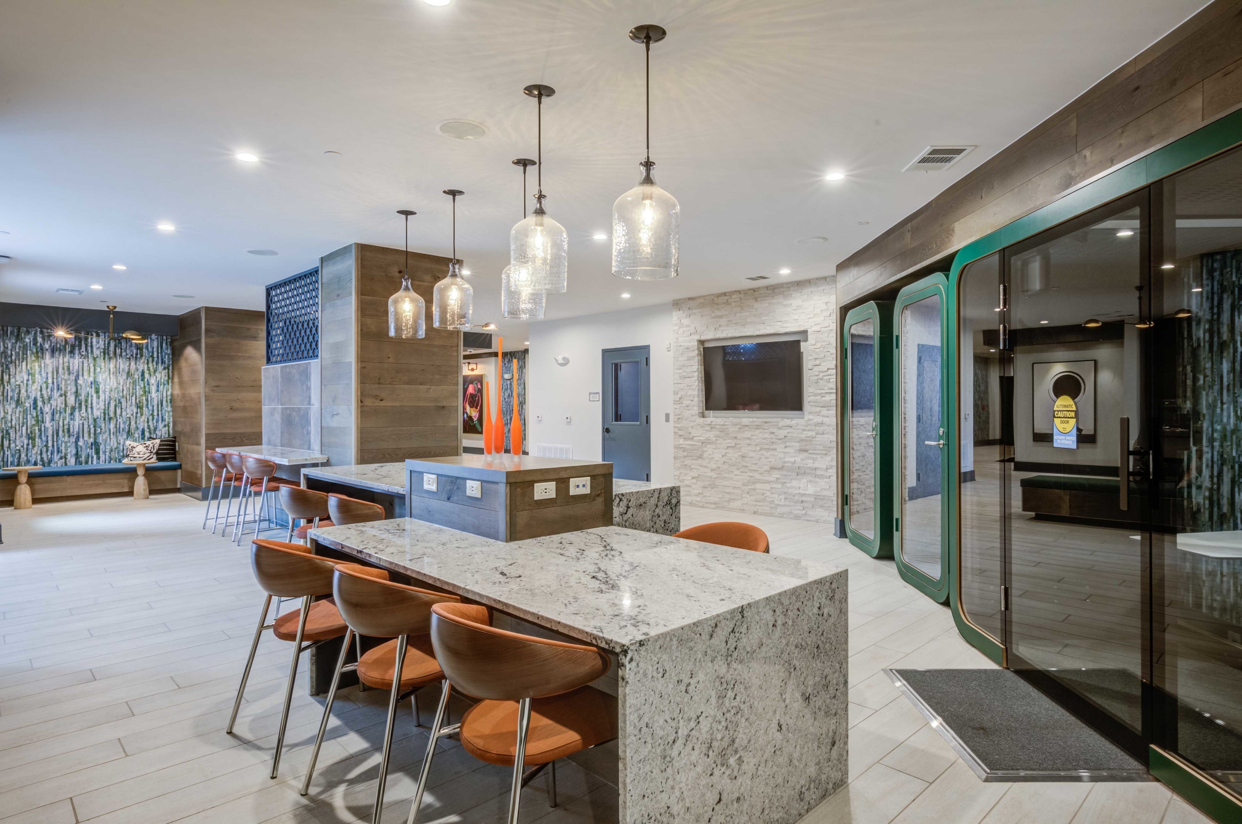 View Photos of Student Housing Near Virginia Tech