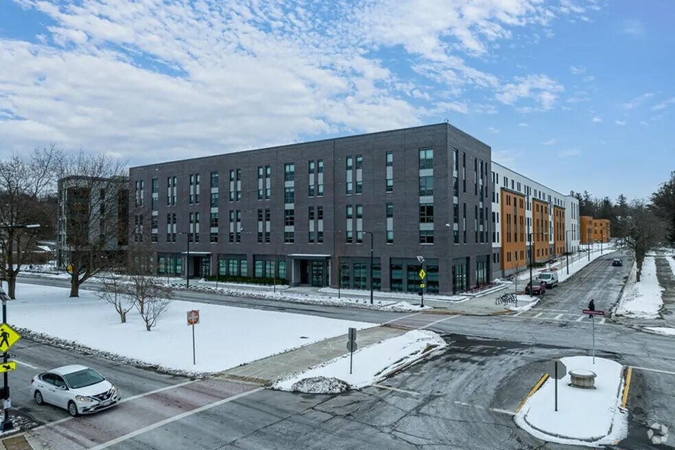 View Photos & Take A Virtual Tour | Fieldstone - Artisan Graduate Housing