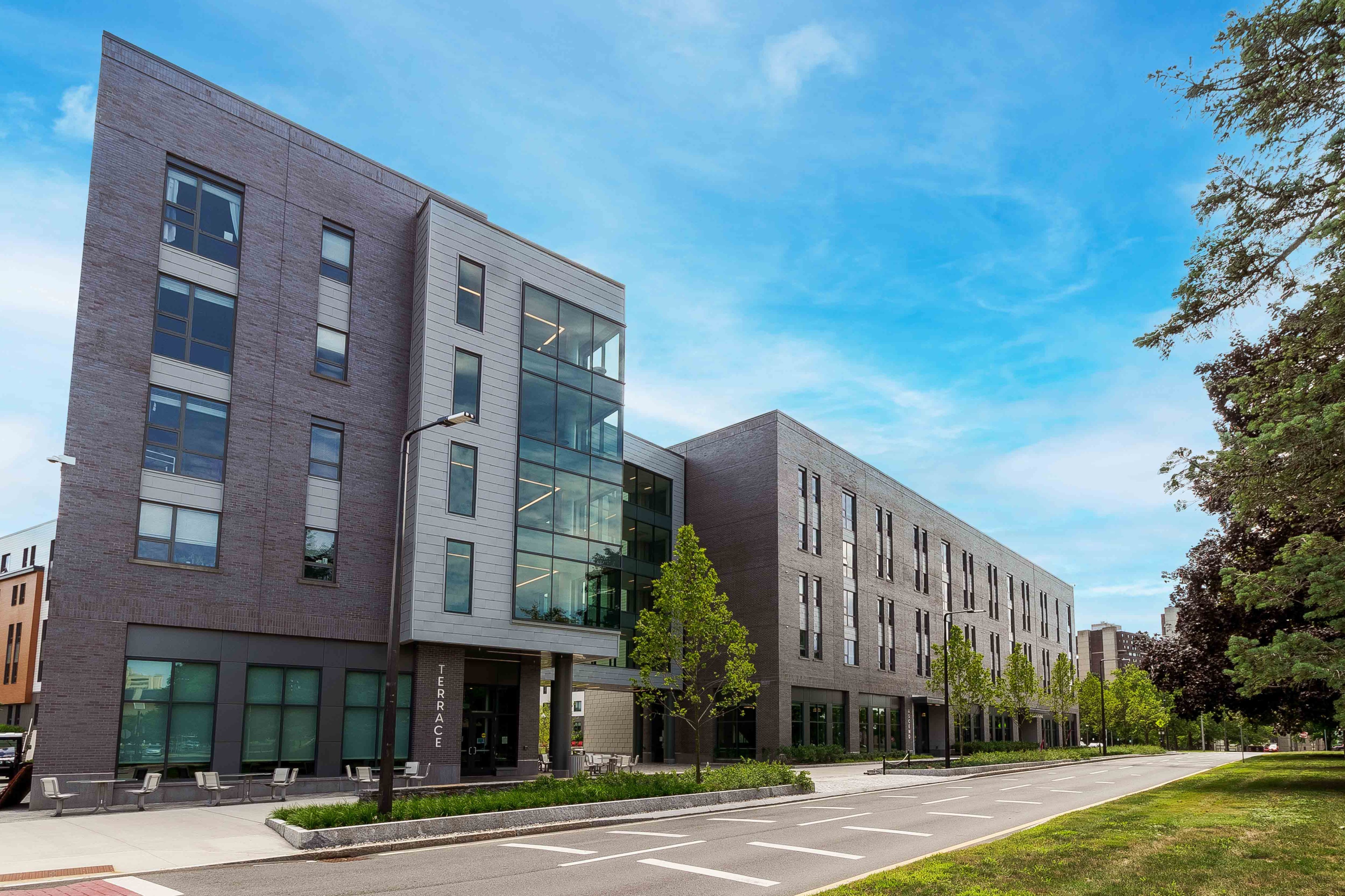 View Photos & Take A Virtual Tour | Fieldstone - Slate Undergraduate ...