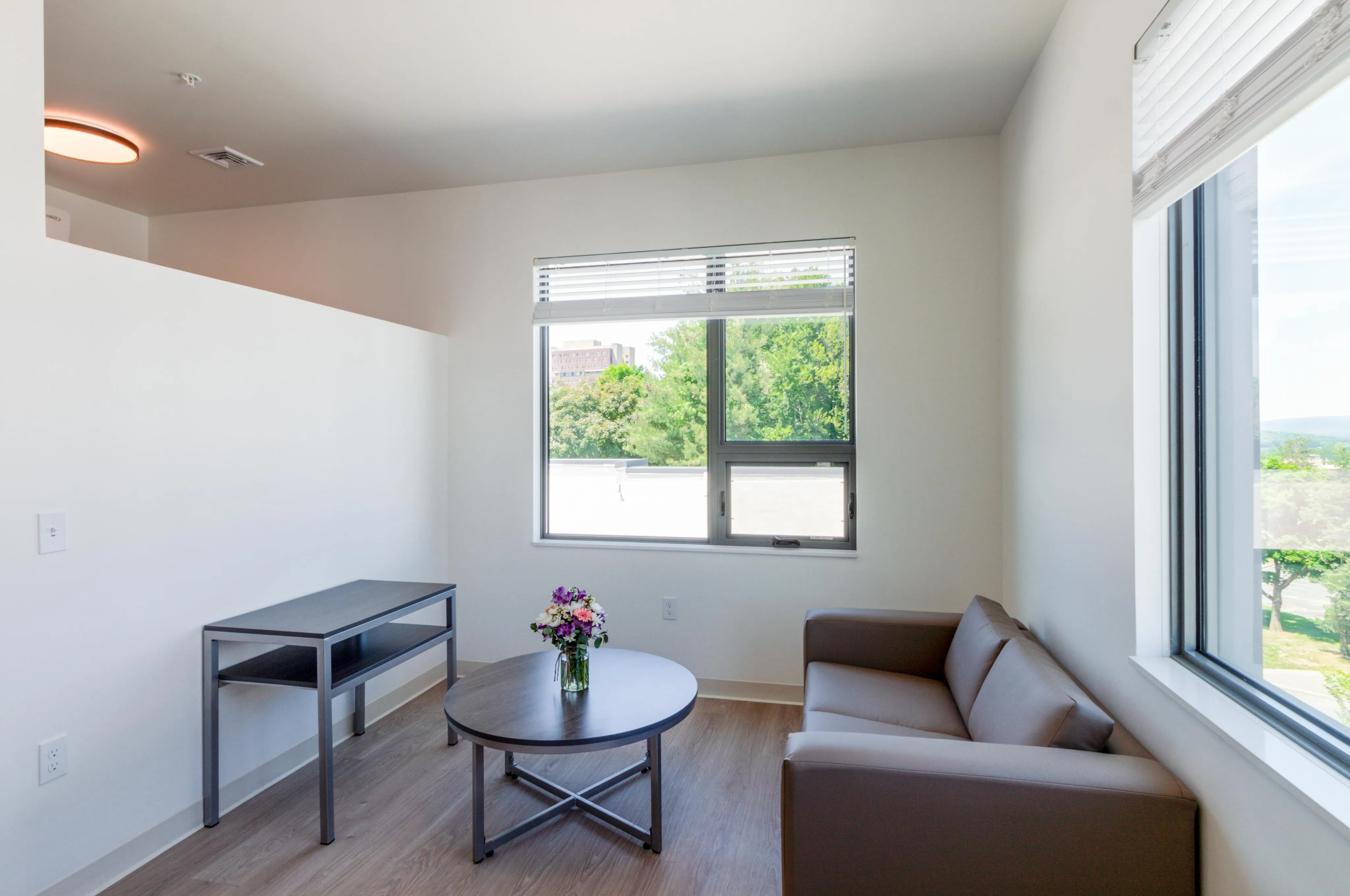 View Photos & Take A Virtual Tour | Fieldstone - Artisan Graduate Housing