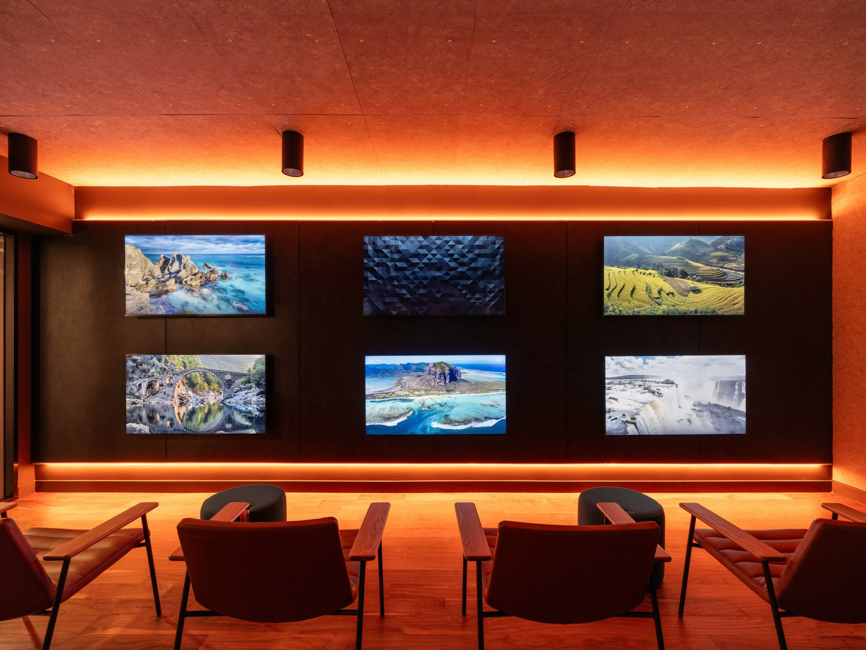 Browse Gallery of Apartments Near UT | Union on 24th