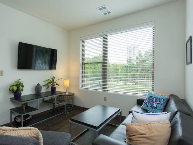View Photos & Take A Virtual Tour | Block 75