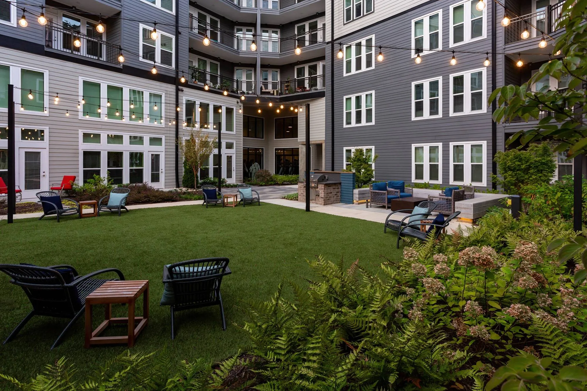 Atlanta Apartments With Balconies | Elan Madison Yards