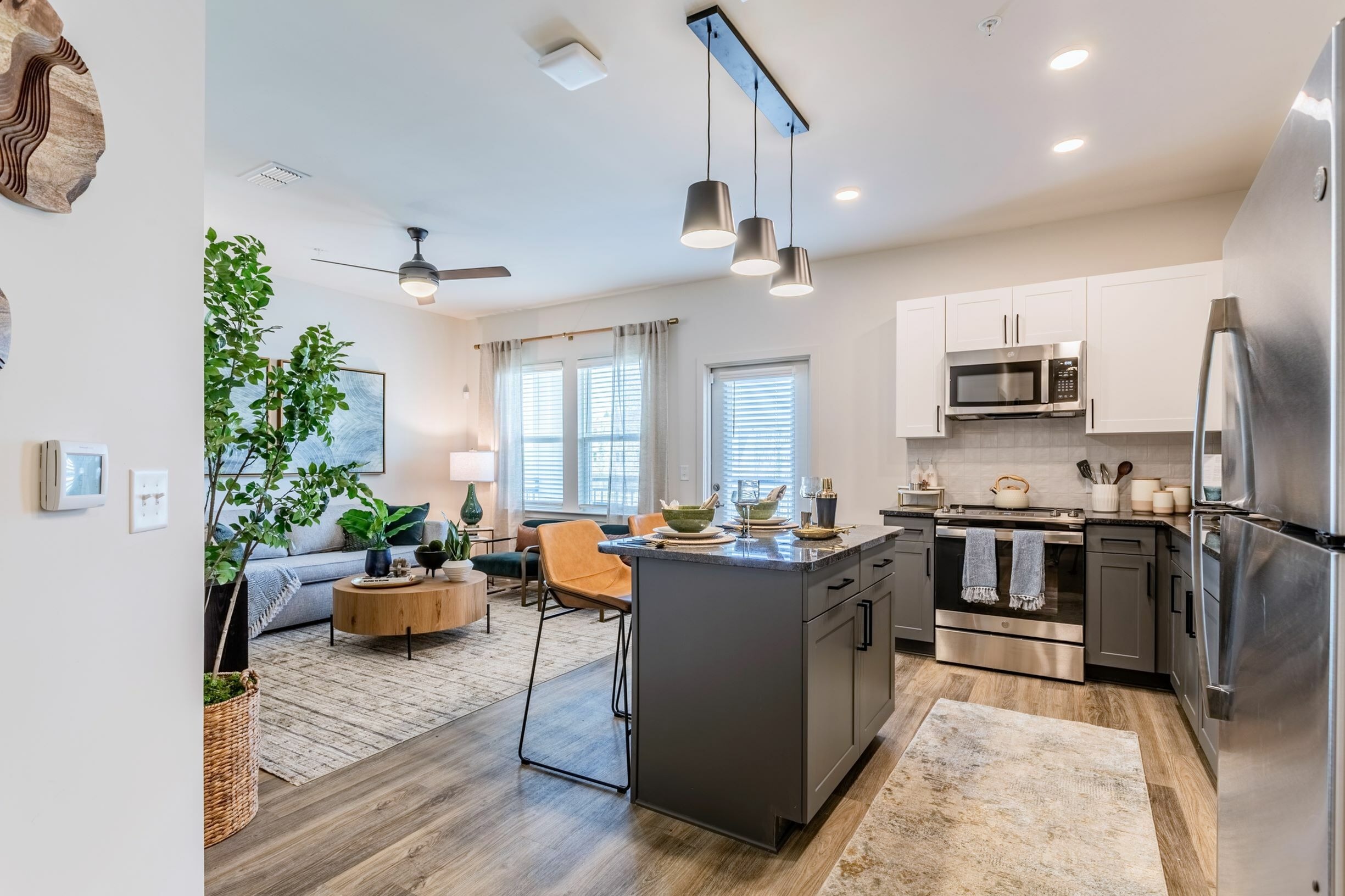 Photos | Places For Rent in Madison, TN | Birchway Rivergate