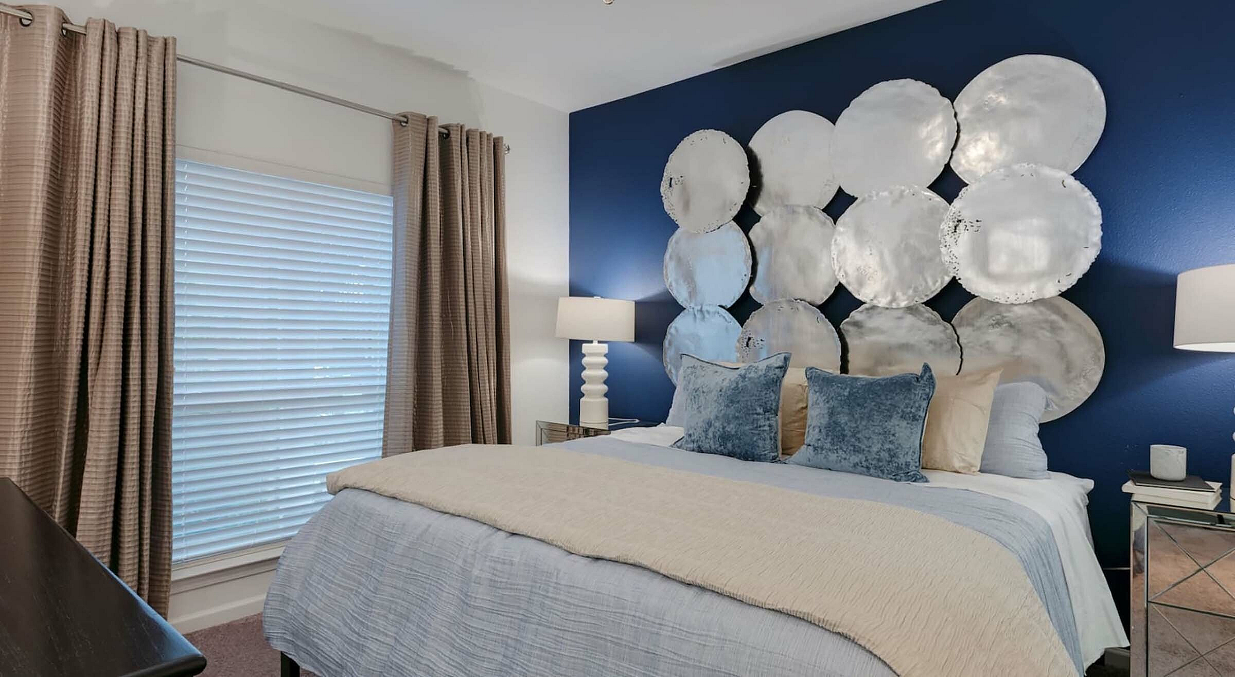View Photos & Take A Virtual Tour | Town Center Crossing