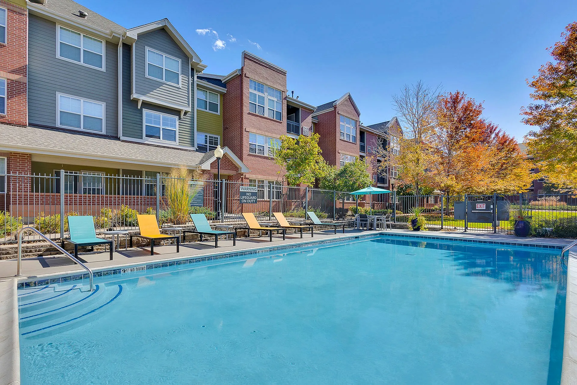 Lowry Apartments For Rent In Denver | Avia Lowry
