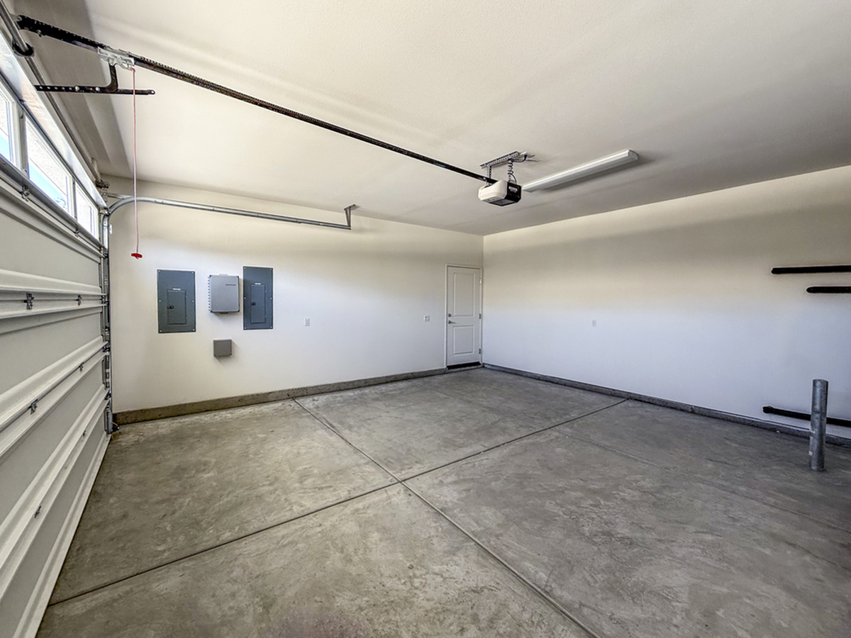 Homes For With Garages and Pools | Summerwell La Quinta