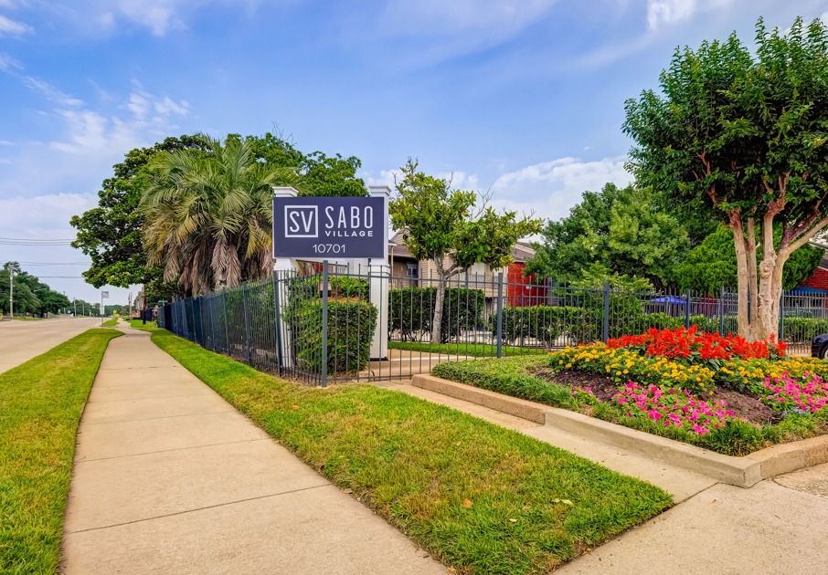 Houston Apartments for Rent in Houston Texas | Sabo Village