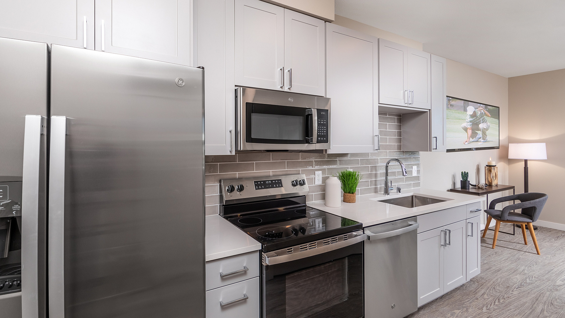 Birchway Tropicana | Apartments In Las Vegas, NV
