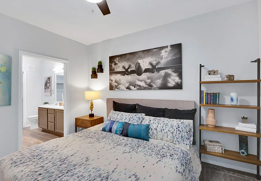 Lowry Apartments For Rent In Denver | Avia Lowry