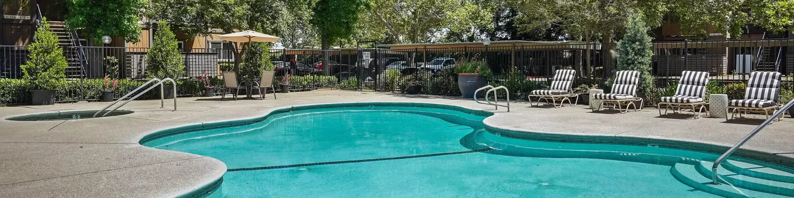 Gold Ridge Apartments | Pool, Gym, and More