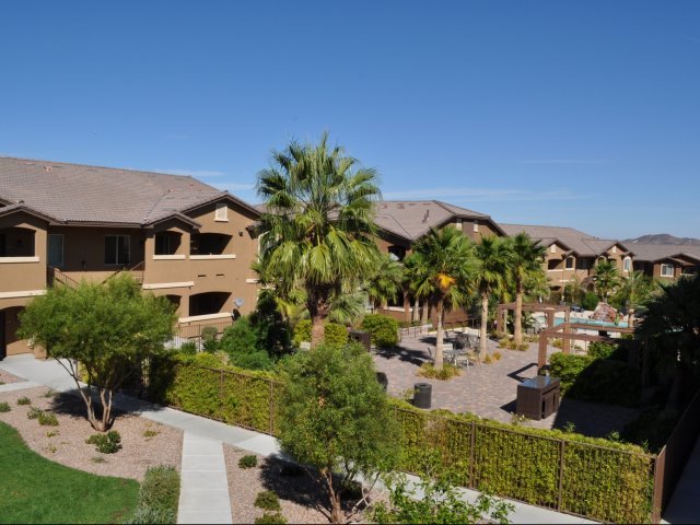 View Photos | Crescent Ridge Apartments