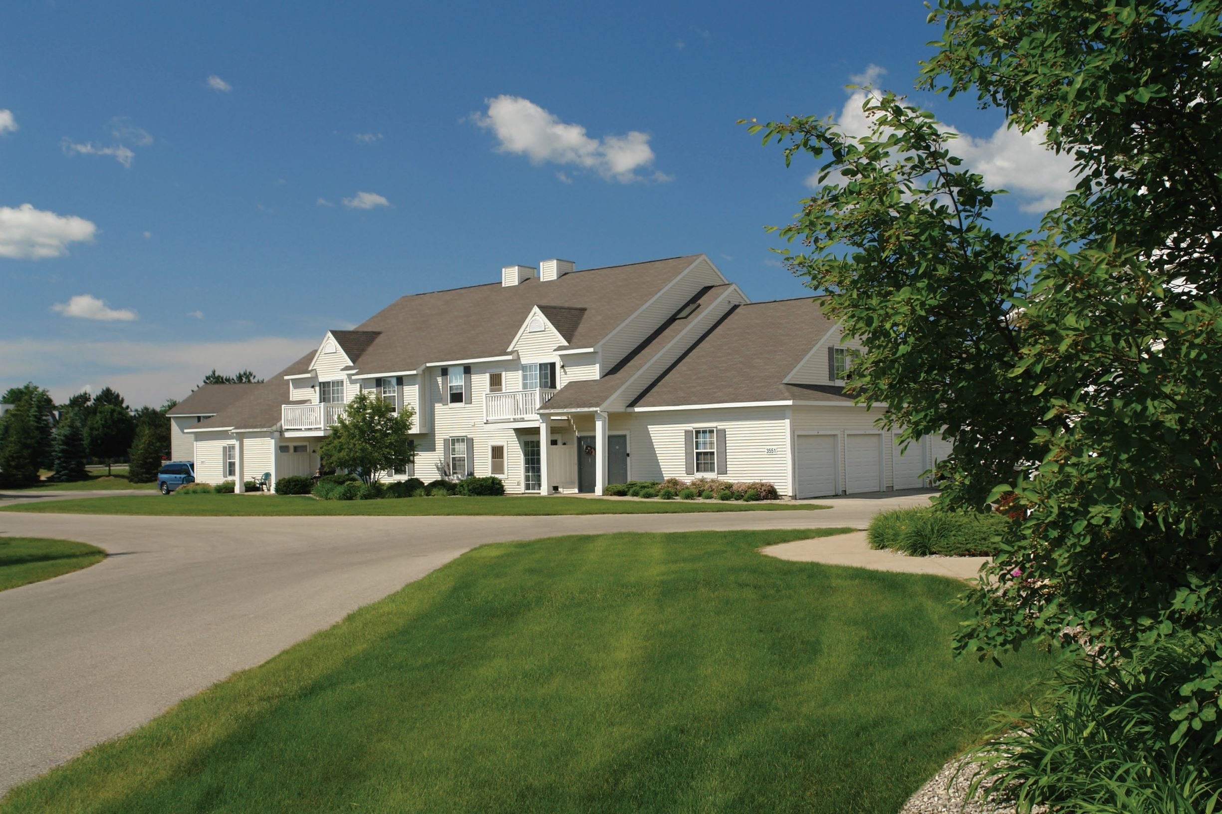 Harbour Ridge Apartments