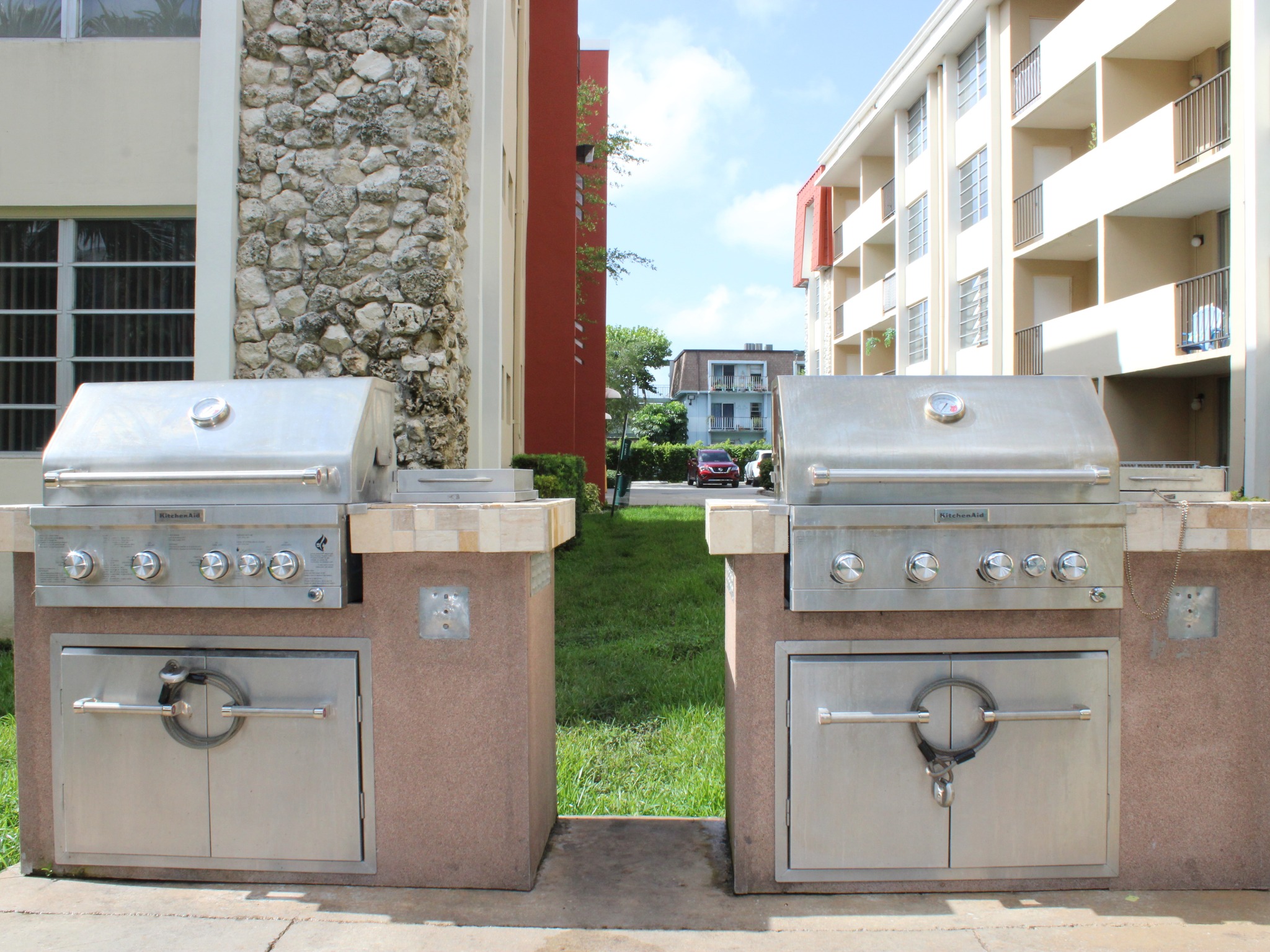 View Photos & Take A Virtual Tour | Colony at Dadeland