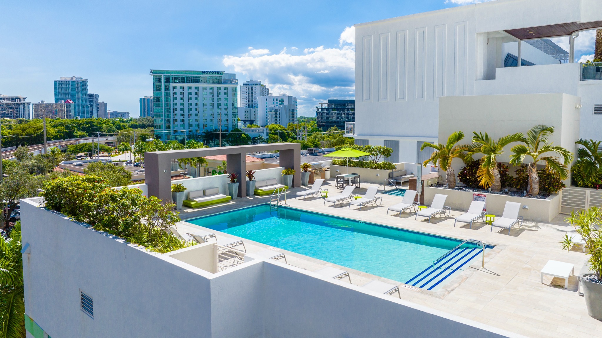 View Photos & Take A Virtual Tour | Brickell First