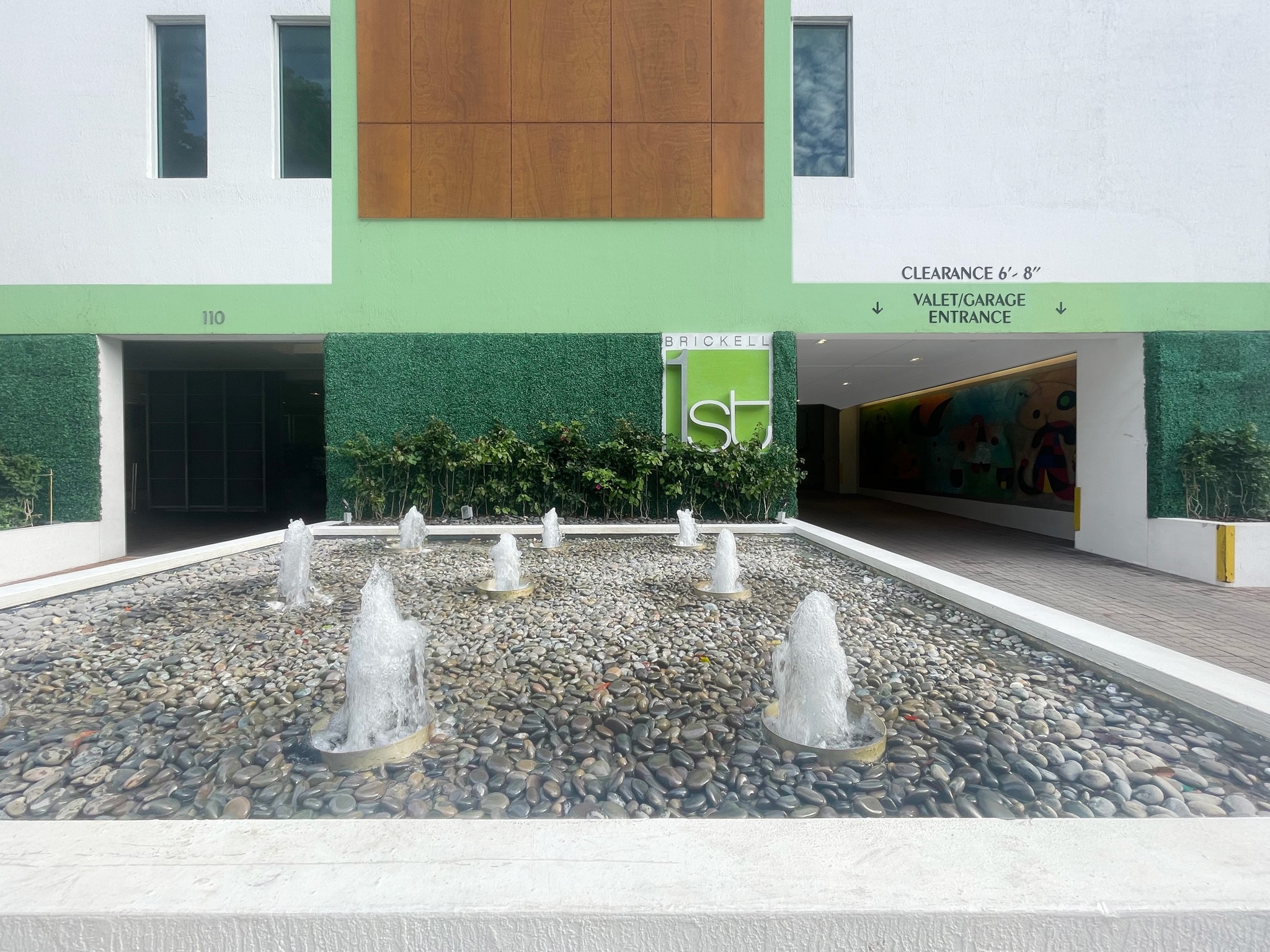 View Photos & Take A Virtual Tour | Brickell First