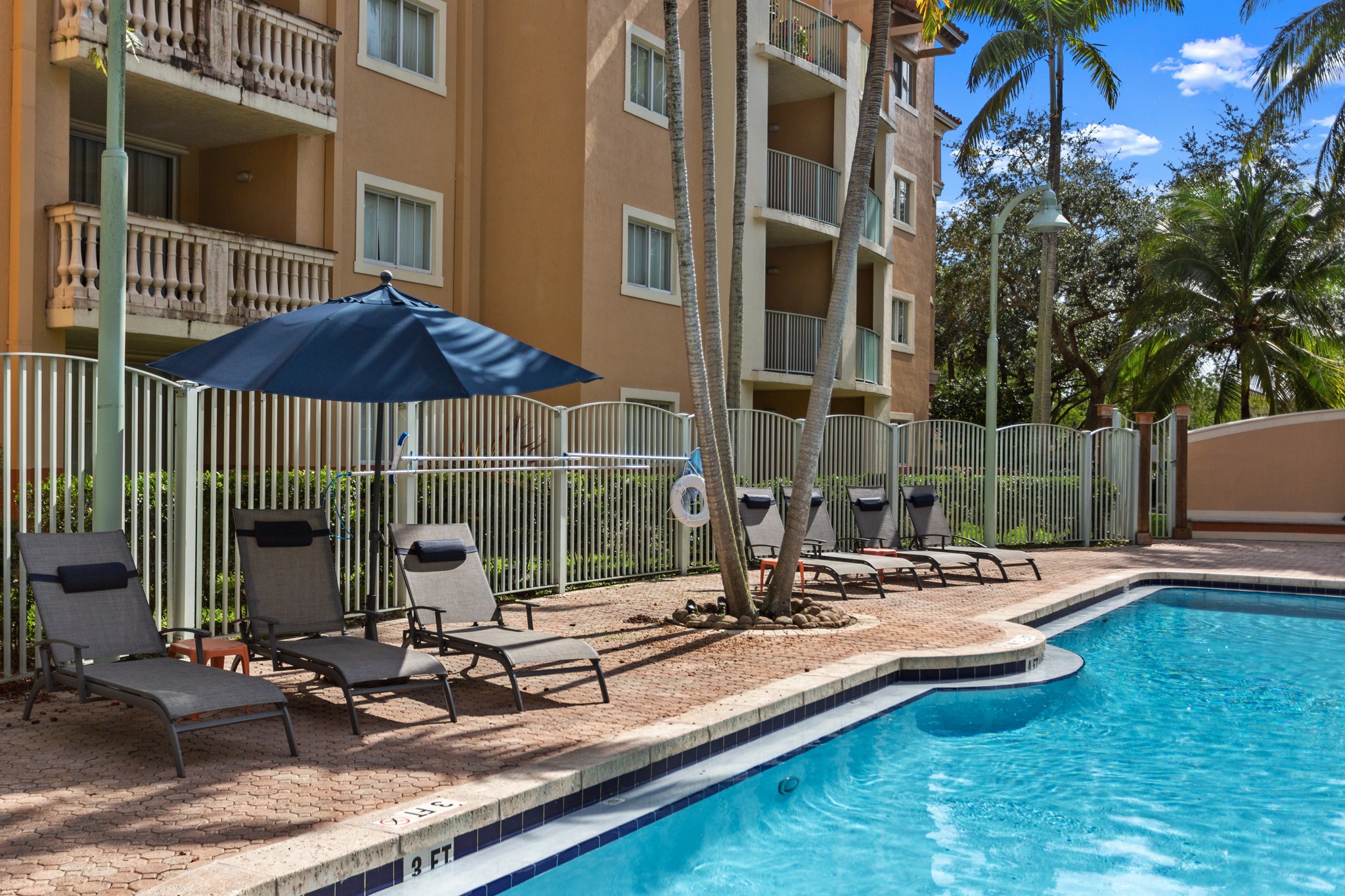View Photos & Take A Virtual Tour | Sunrise Village Apartments