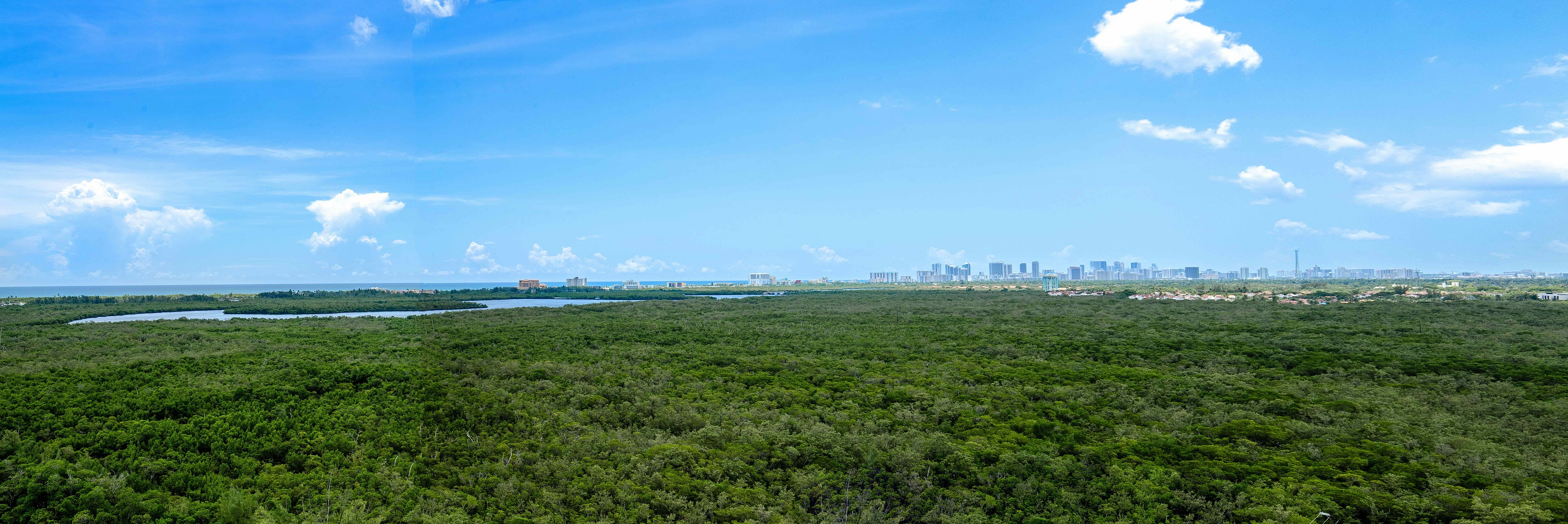 View Photos & Take A Virtual Tour | Sea View at Dania