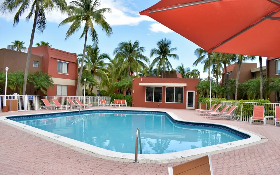 Cherry Grove Village | Apartments In Miami, FL