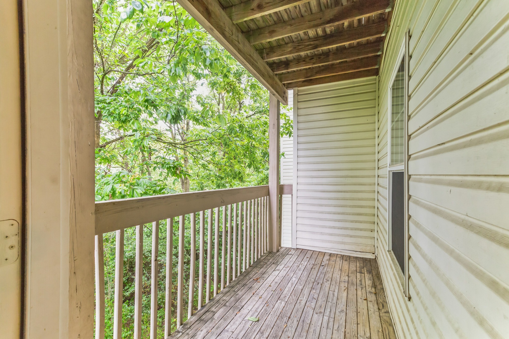 View Photos & Take A Virtual Tour | Newbridge Commons