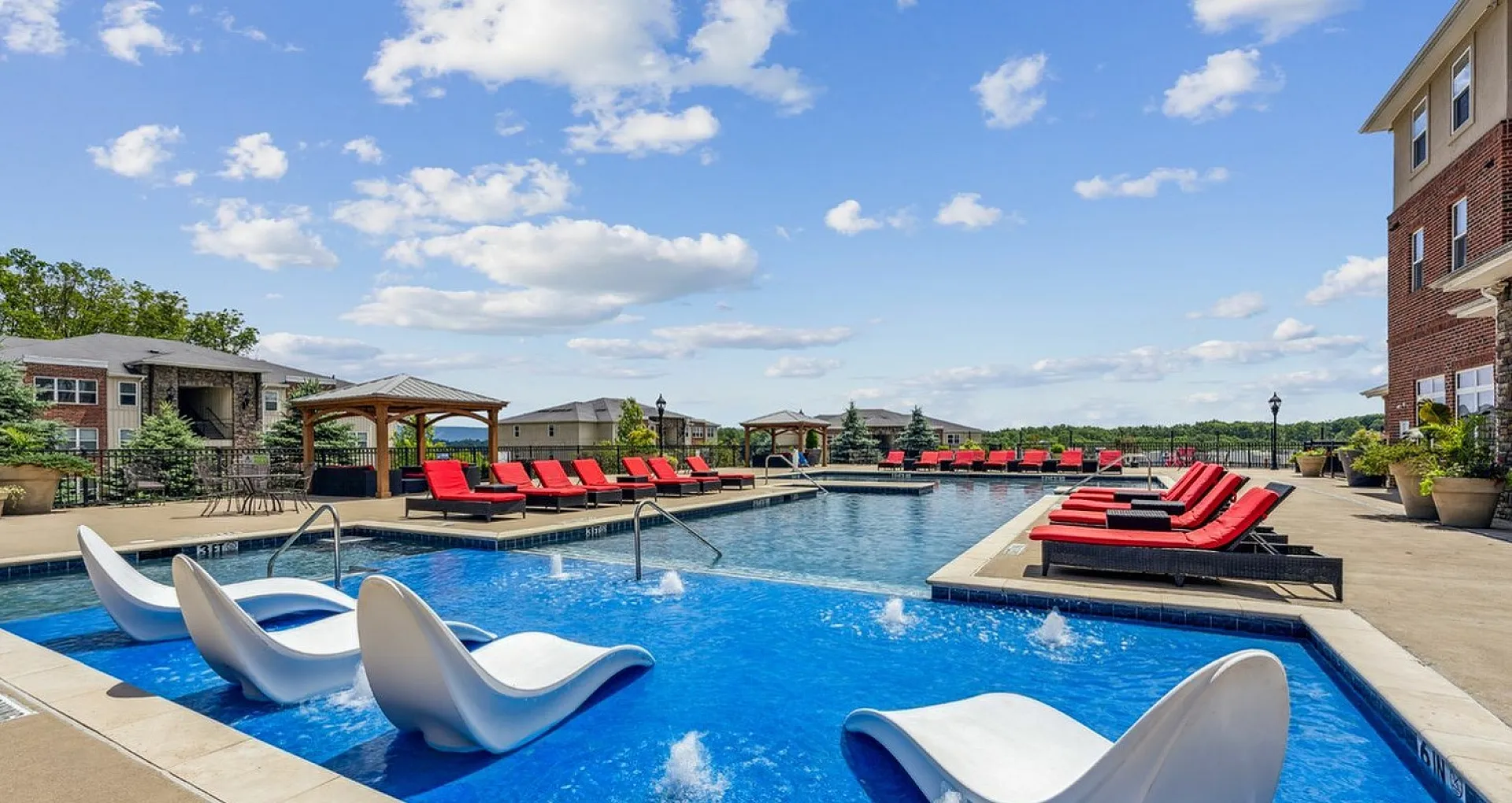 The View | Apartments In State College, PA