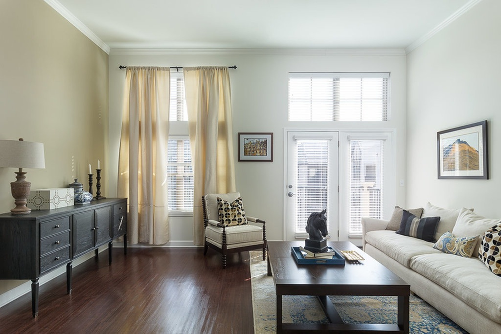 Mission 106 | Apartments in Leawood, KS