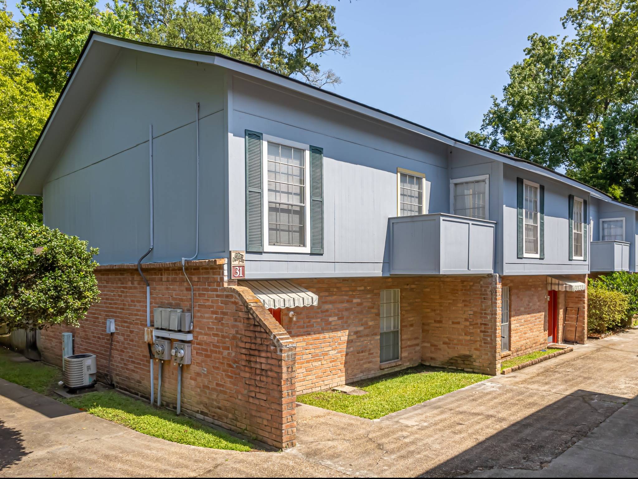 View Photos | The Avery