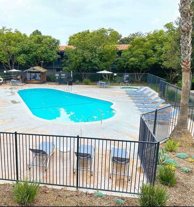 Regency Palms | Apartments In Huntington Beach, CA