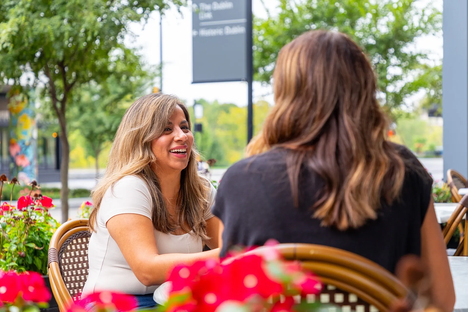 View Photos | Sawmill Commons | Find your home within the Dublin community!