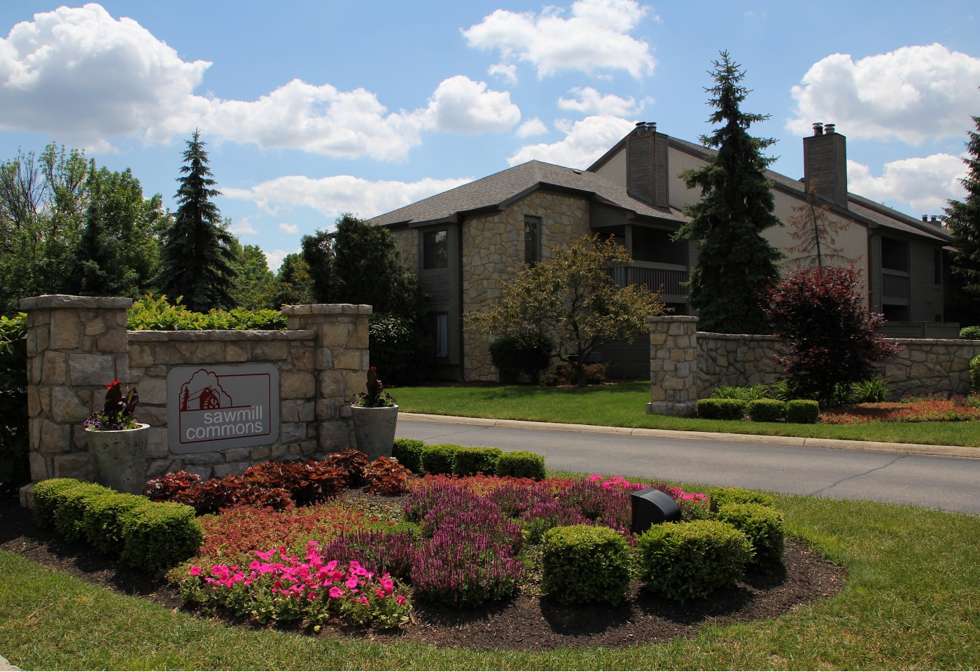 Sawmill Commons | Find your home within the Dublin community!