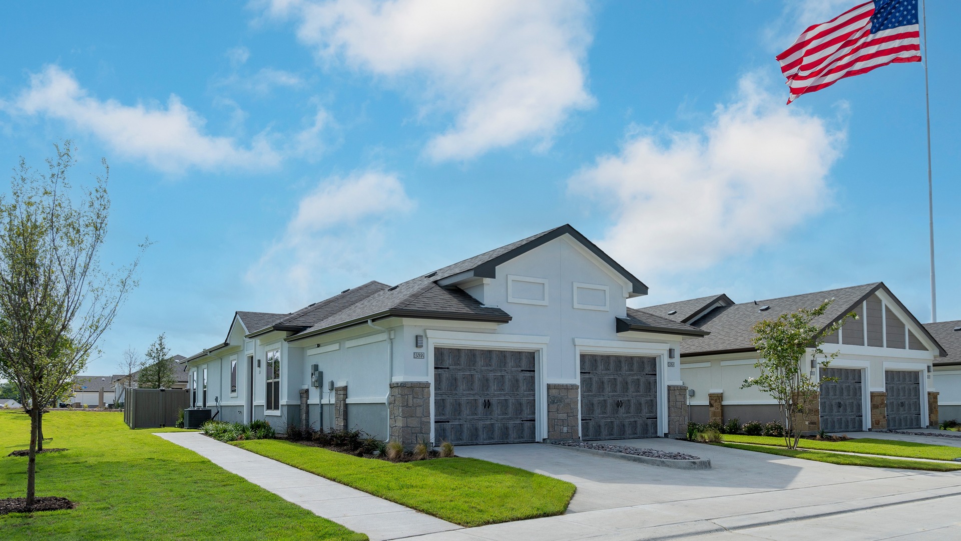 Mansions Eight65 | Apartments In Hutto, TX