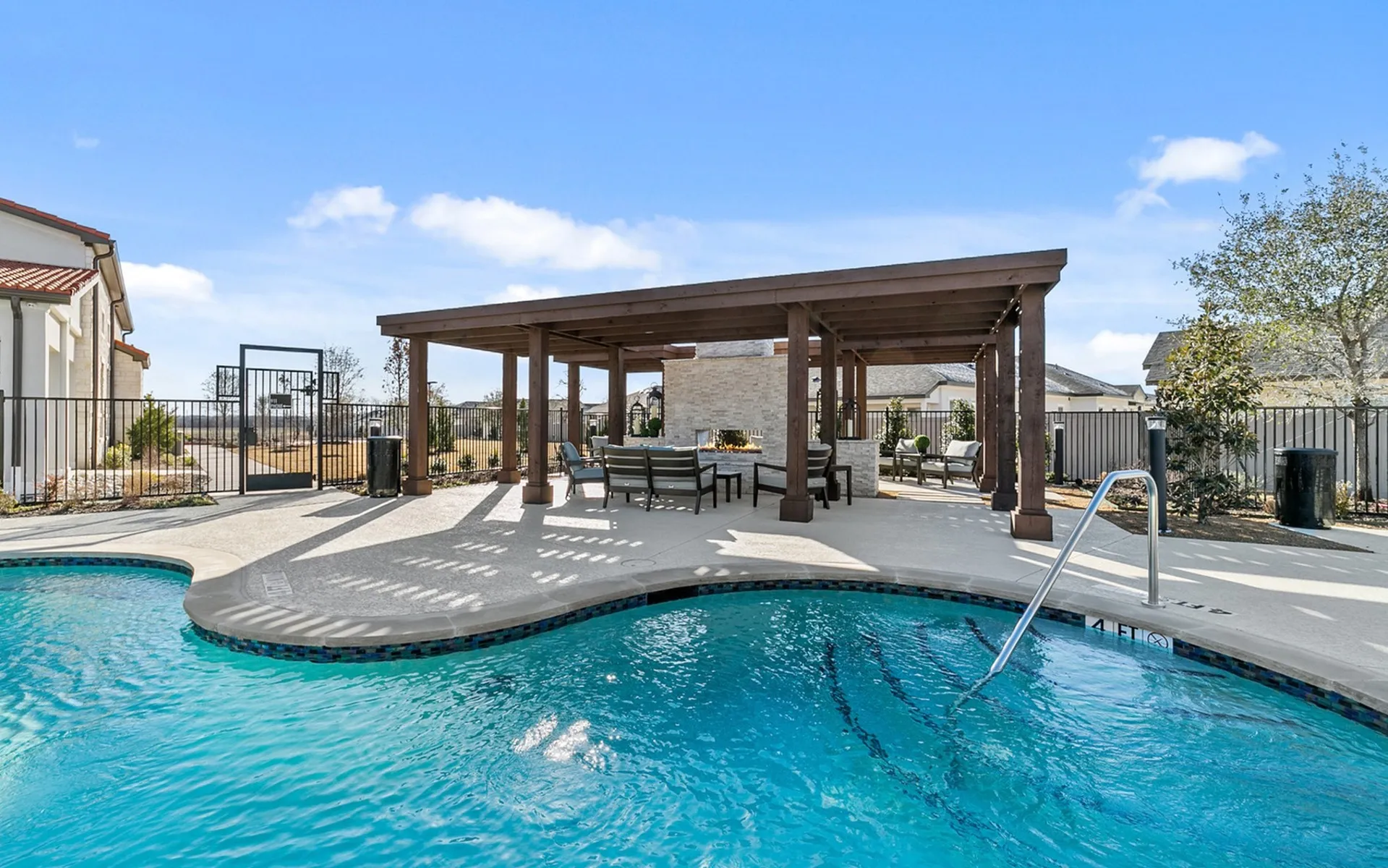 Mansions Eight65 | Apartments In Hutto, TX