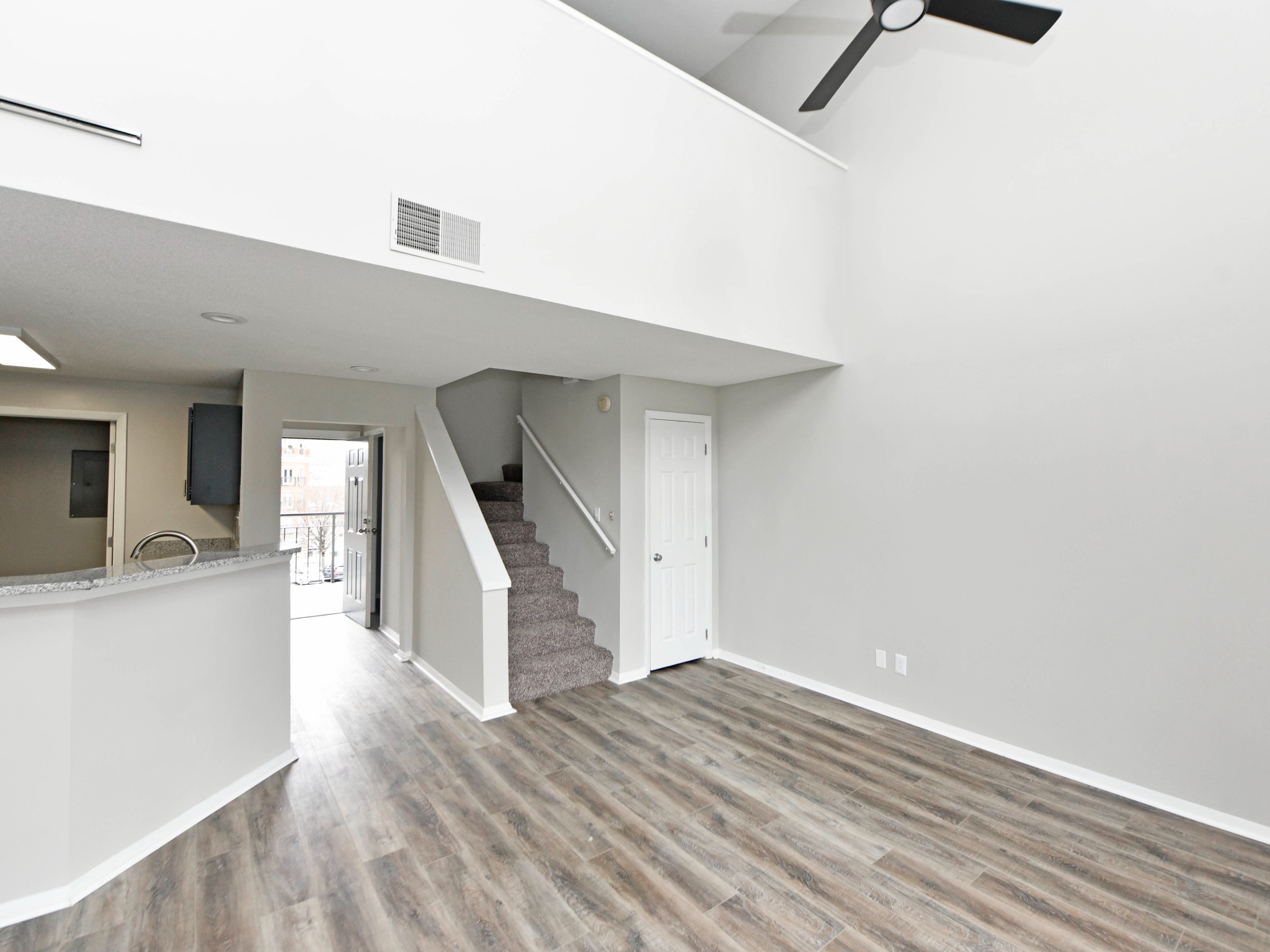 View Photos | Riverset