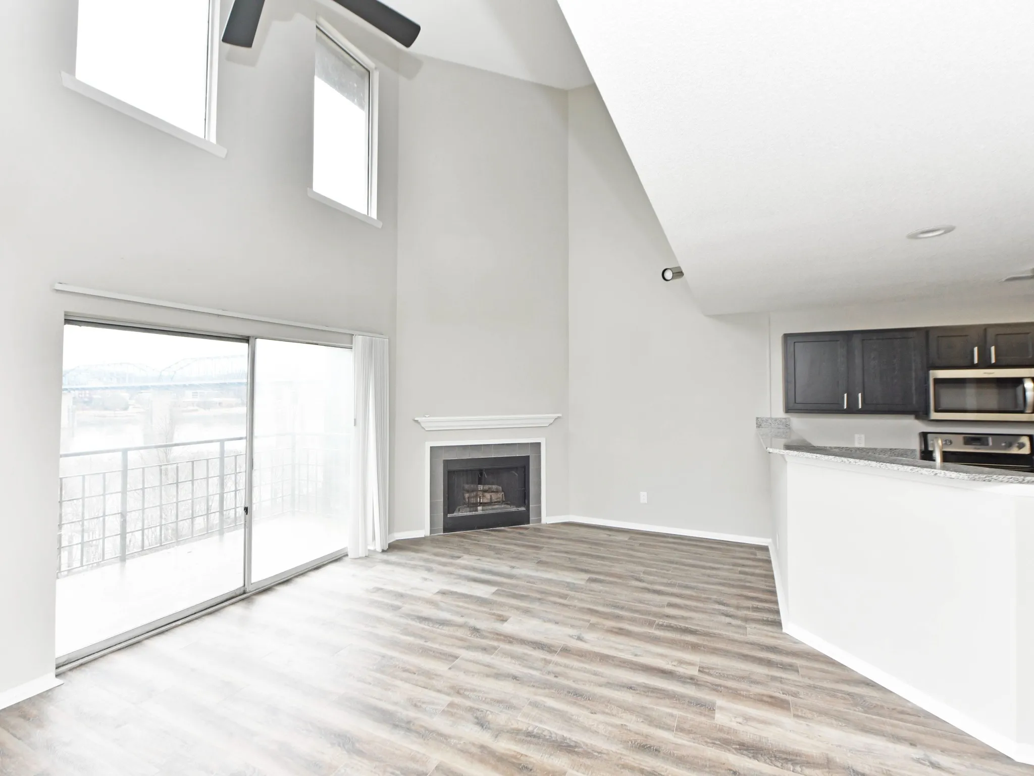 View Photos | Riverset