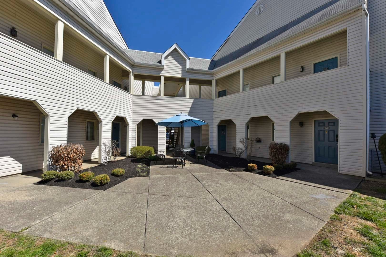 View Photos & Take A Virtual Tour | Amherst