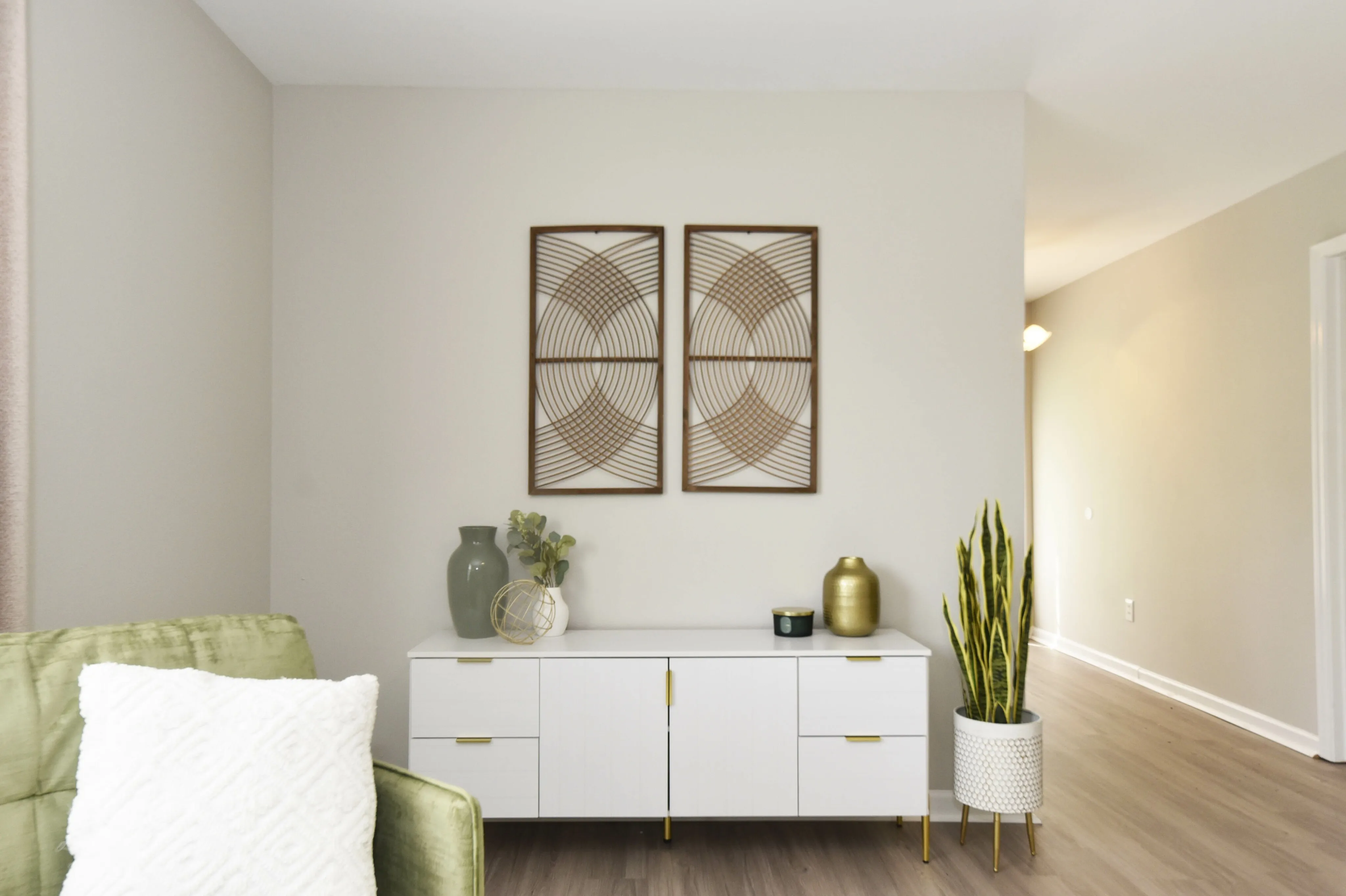 View Photos & Take A Virtual Tour | Residences at Devanshire