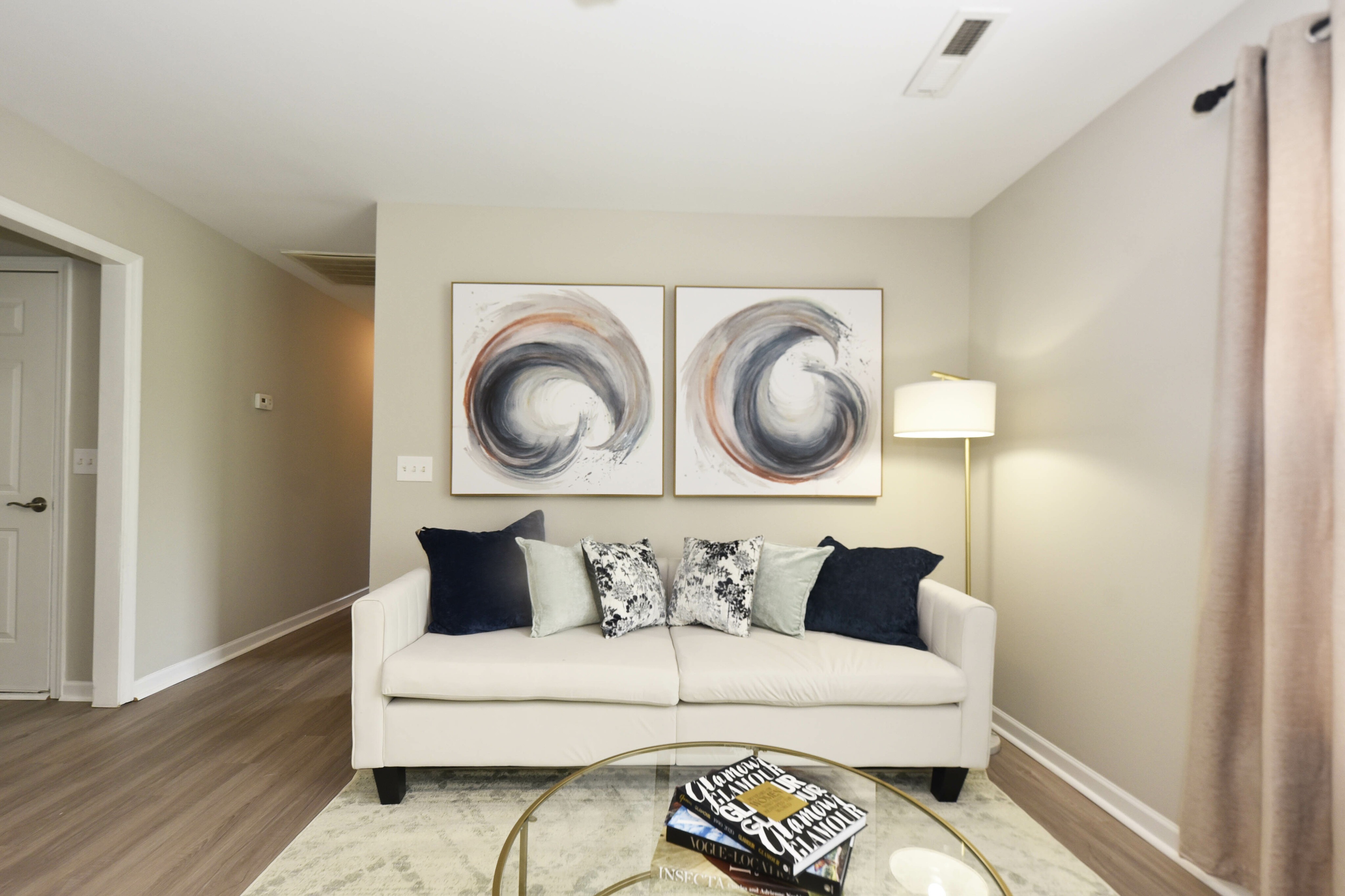 View Photos & Take A Virtual Tour | Residences at Devanshire