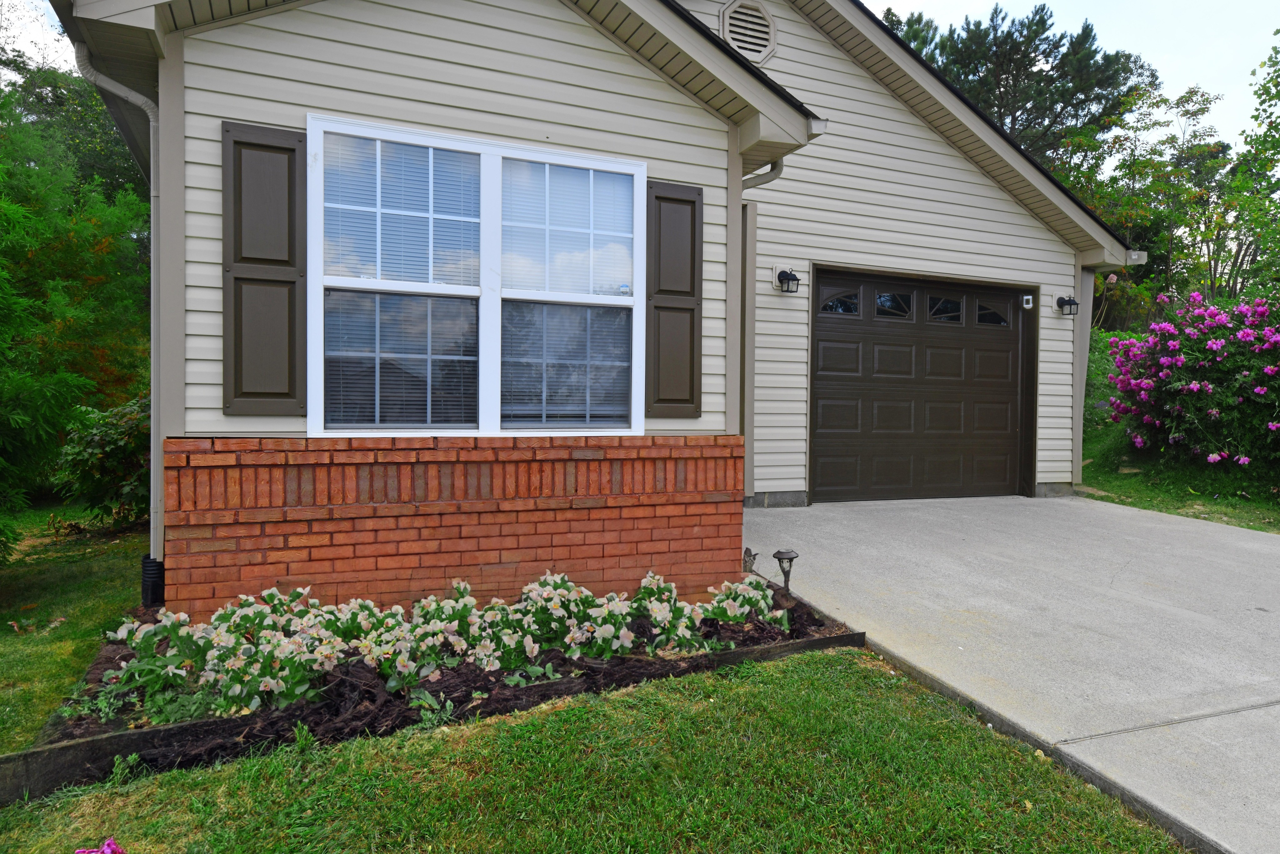 View Photos & Take A Virtual Tour | Residences at Devanshire