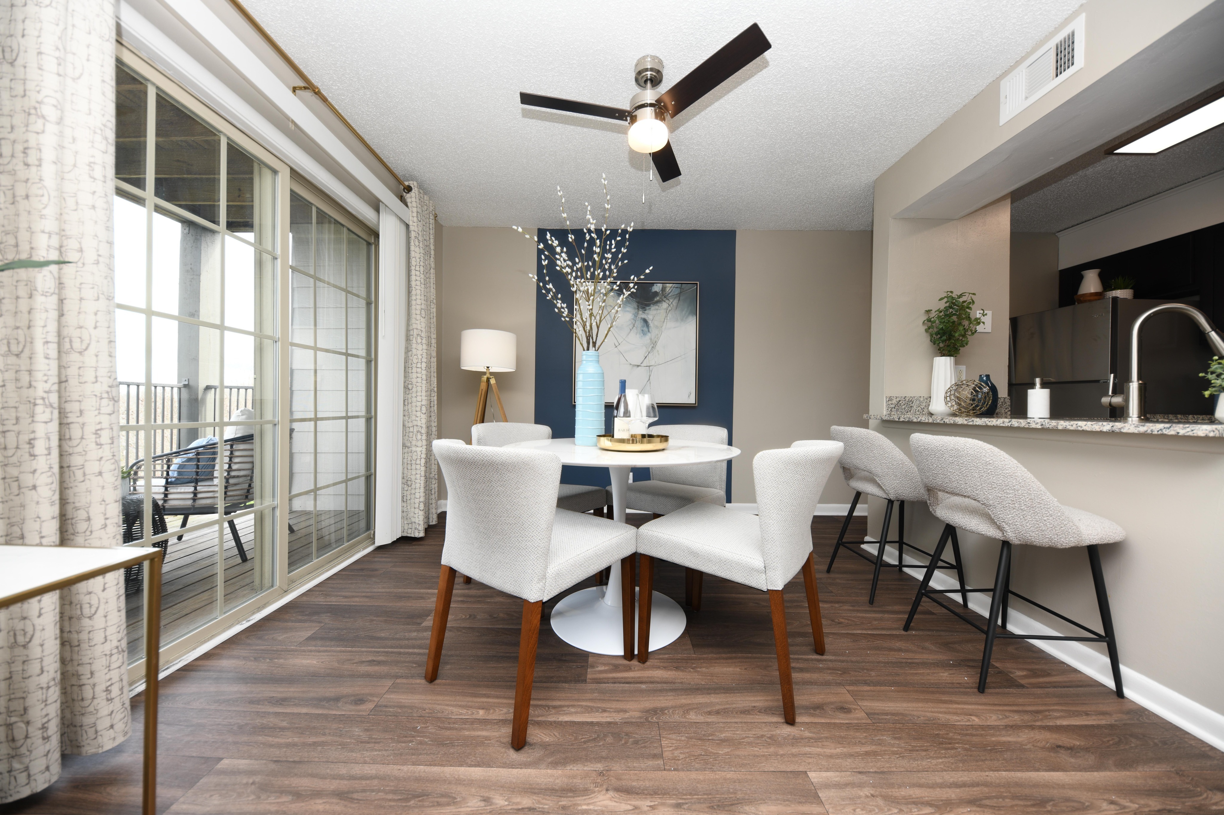 View Photos & Take A Virtual Tour | Views of Brentwood
