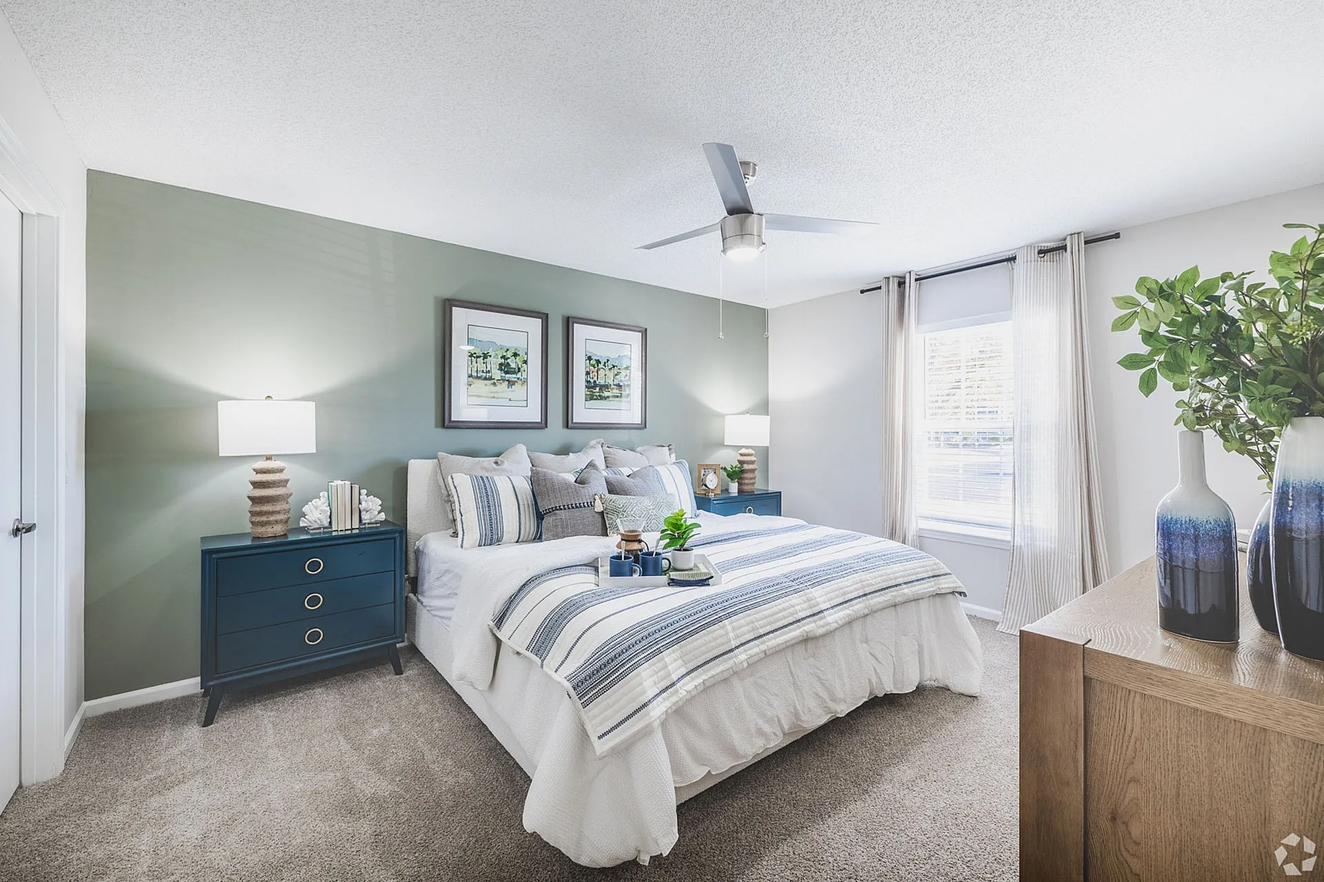 View Photos & Take A Virtual Tour | The Collins Apartment Homes ...