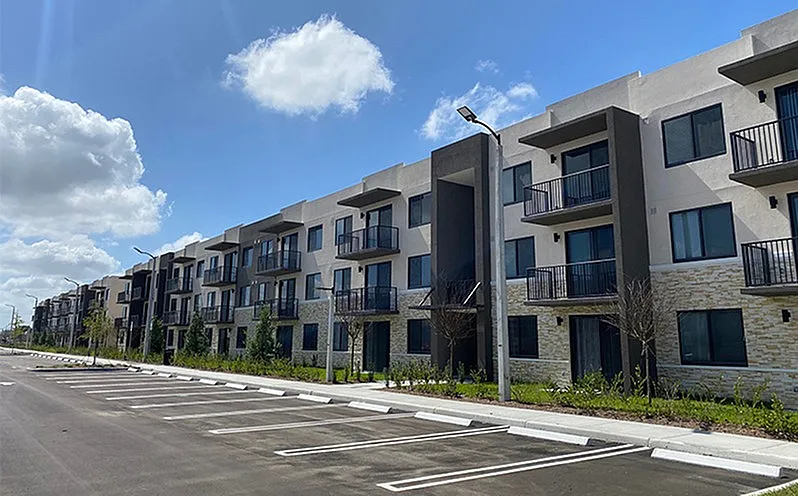 Photos & Tour: Village at Tradition Port St. Lucie Apartments