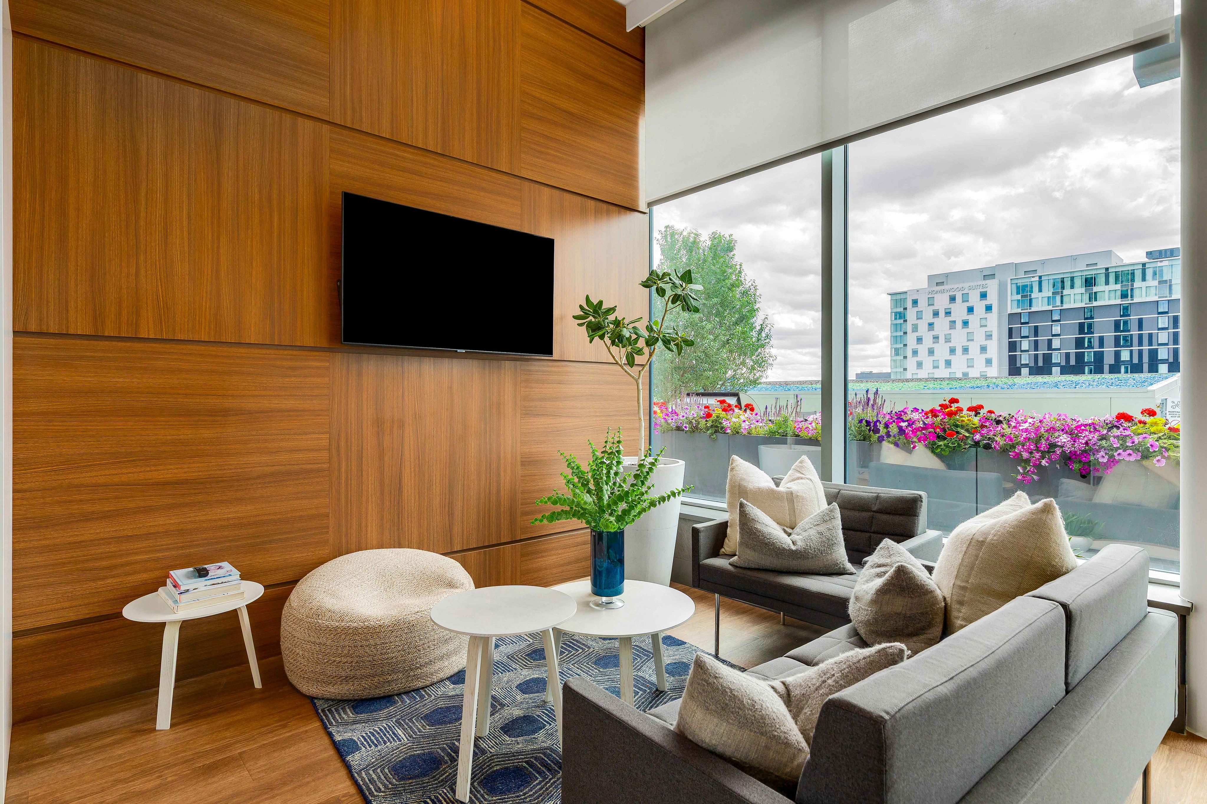 View Photos & Take A Virtual Tour | Arris East