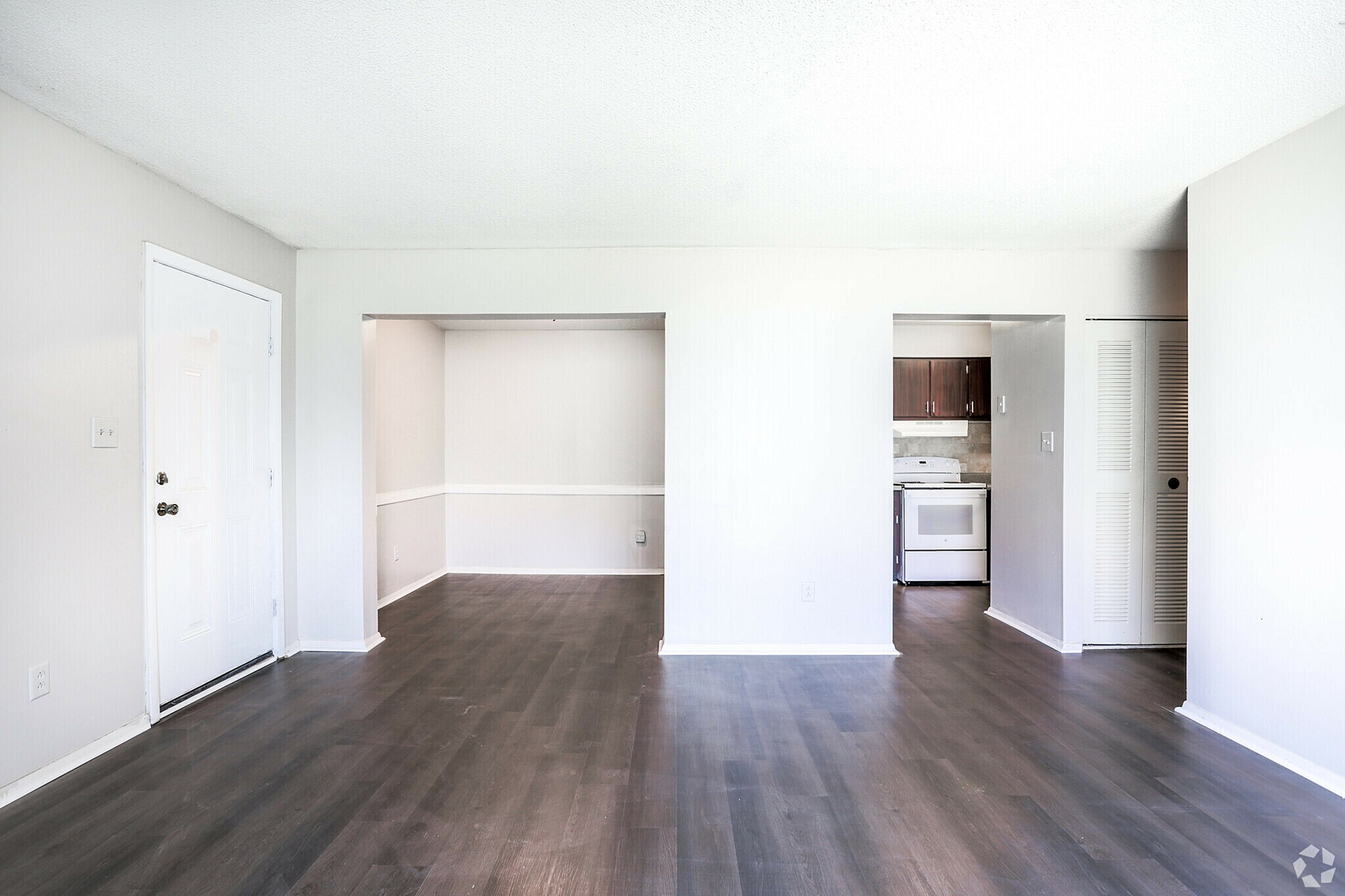 View Photos | Shadowood Apartments